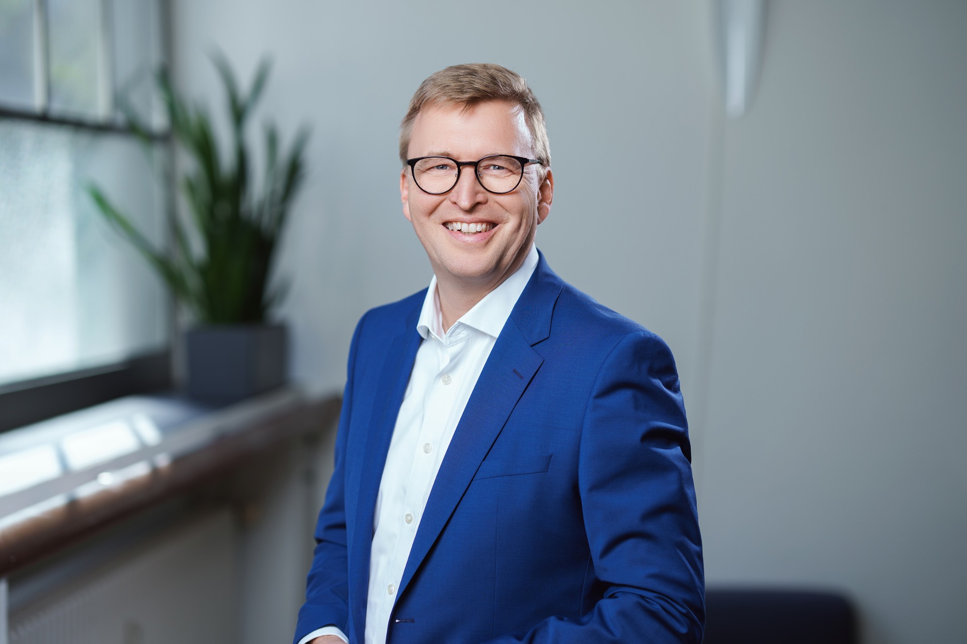 Interview with our CEO Carsten Wengel - Interview with Reto Vogt from ...